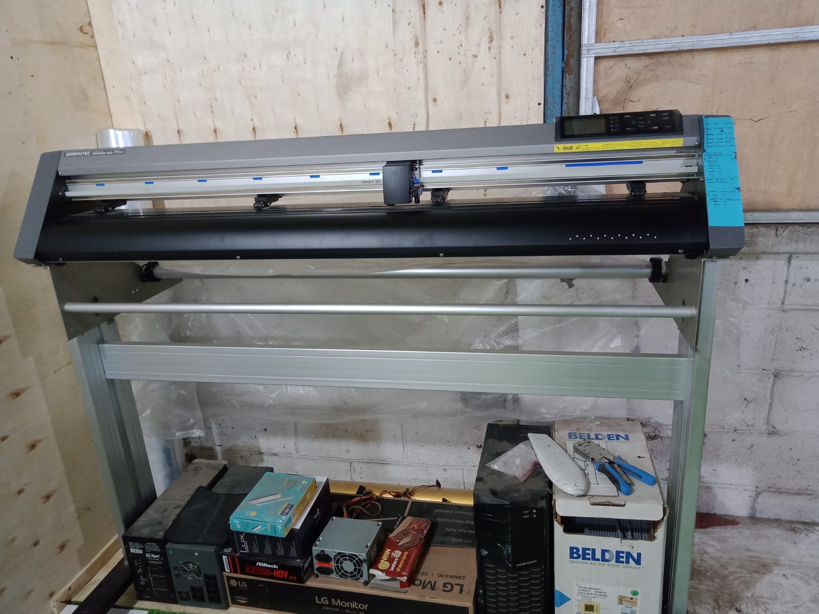 Mesin Cutting Sticker Graphtec CE6000-120 - Mesin Grafika